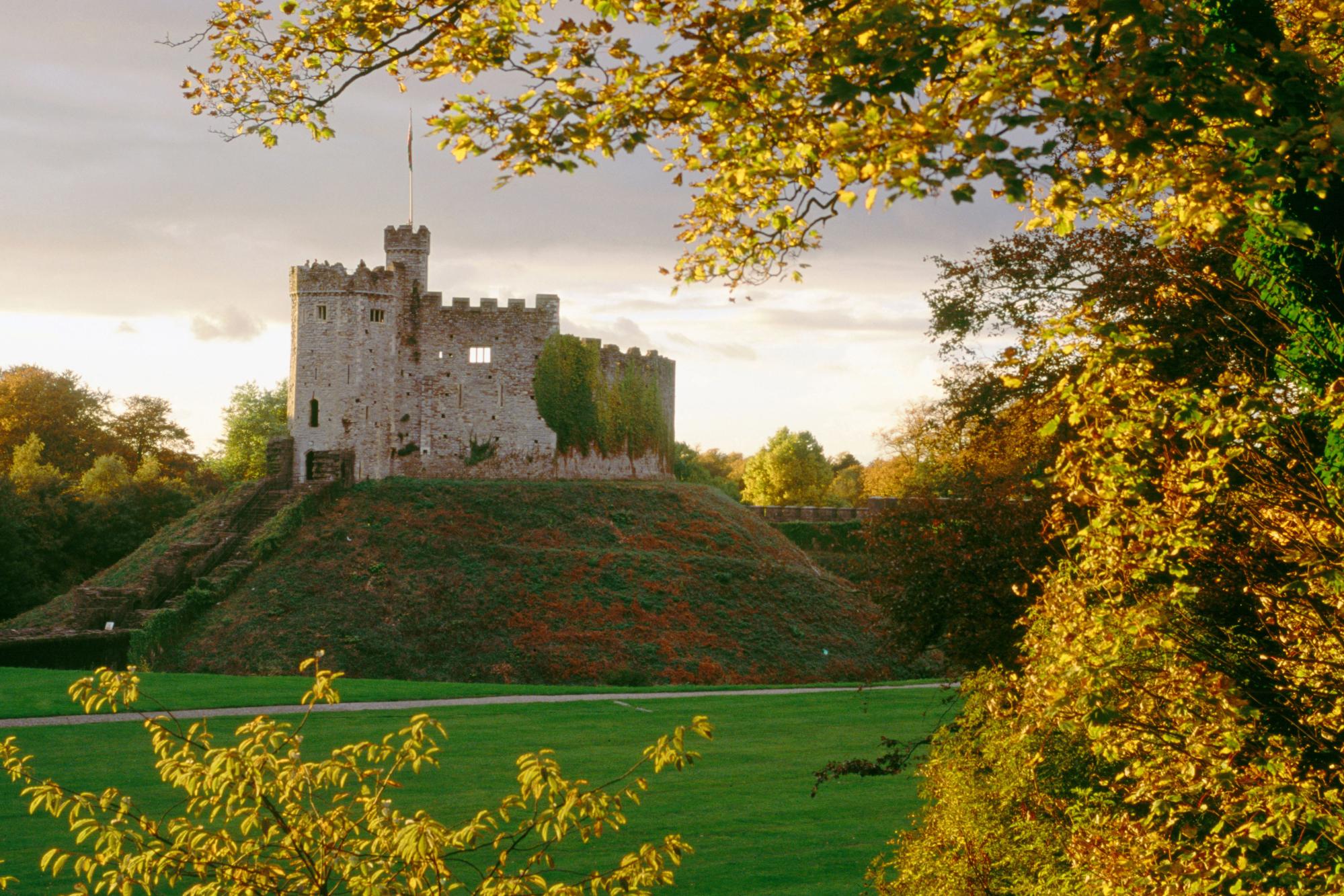 World Famous Wallpapers on WallpaperDog