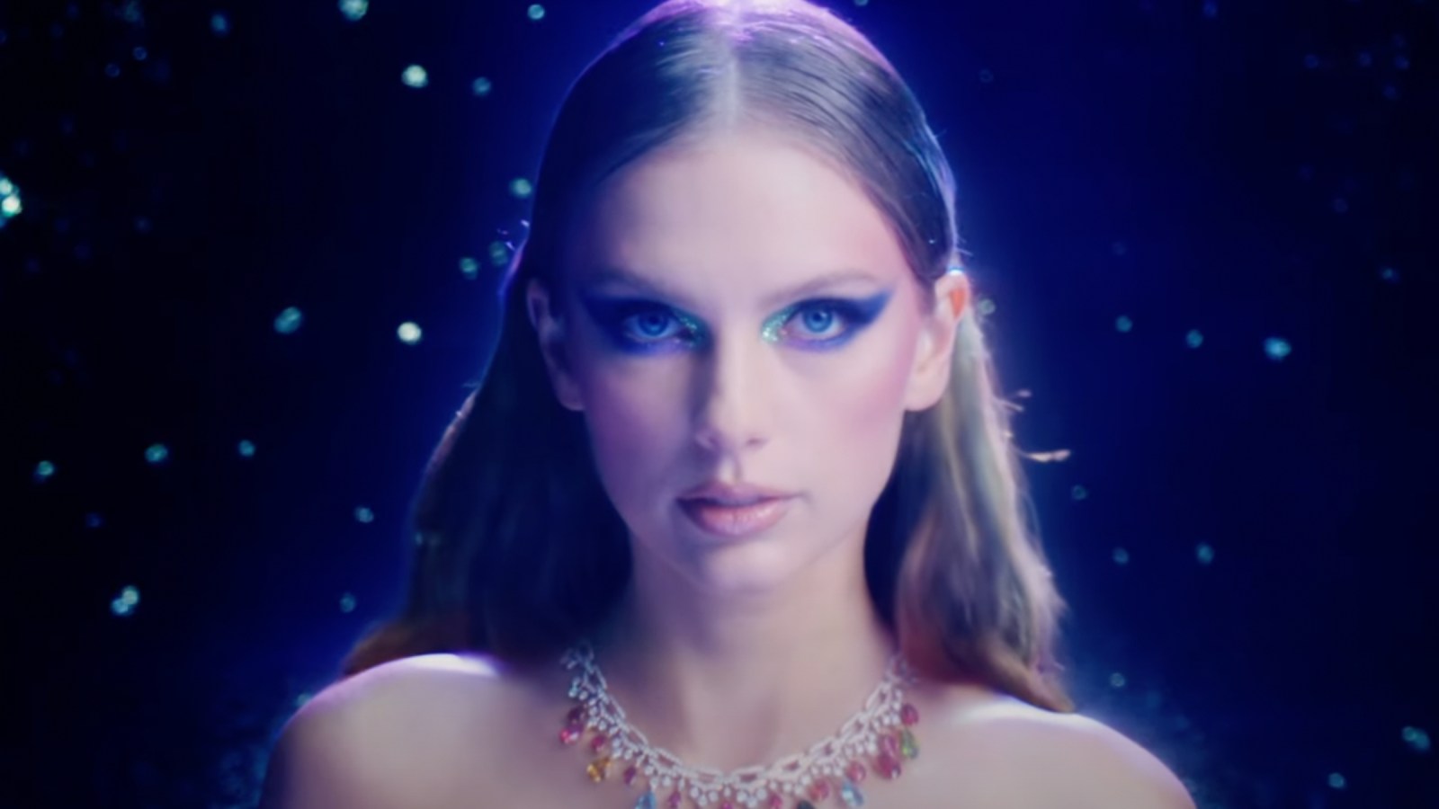 Taylor Swift Midnights Wallpapers on WallpaperDog Taylor Swift Midnights Wallpapers on WallpaperDog